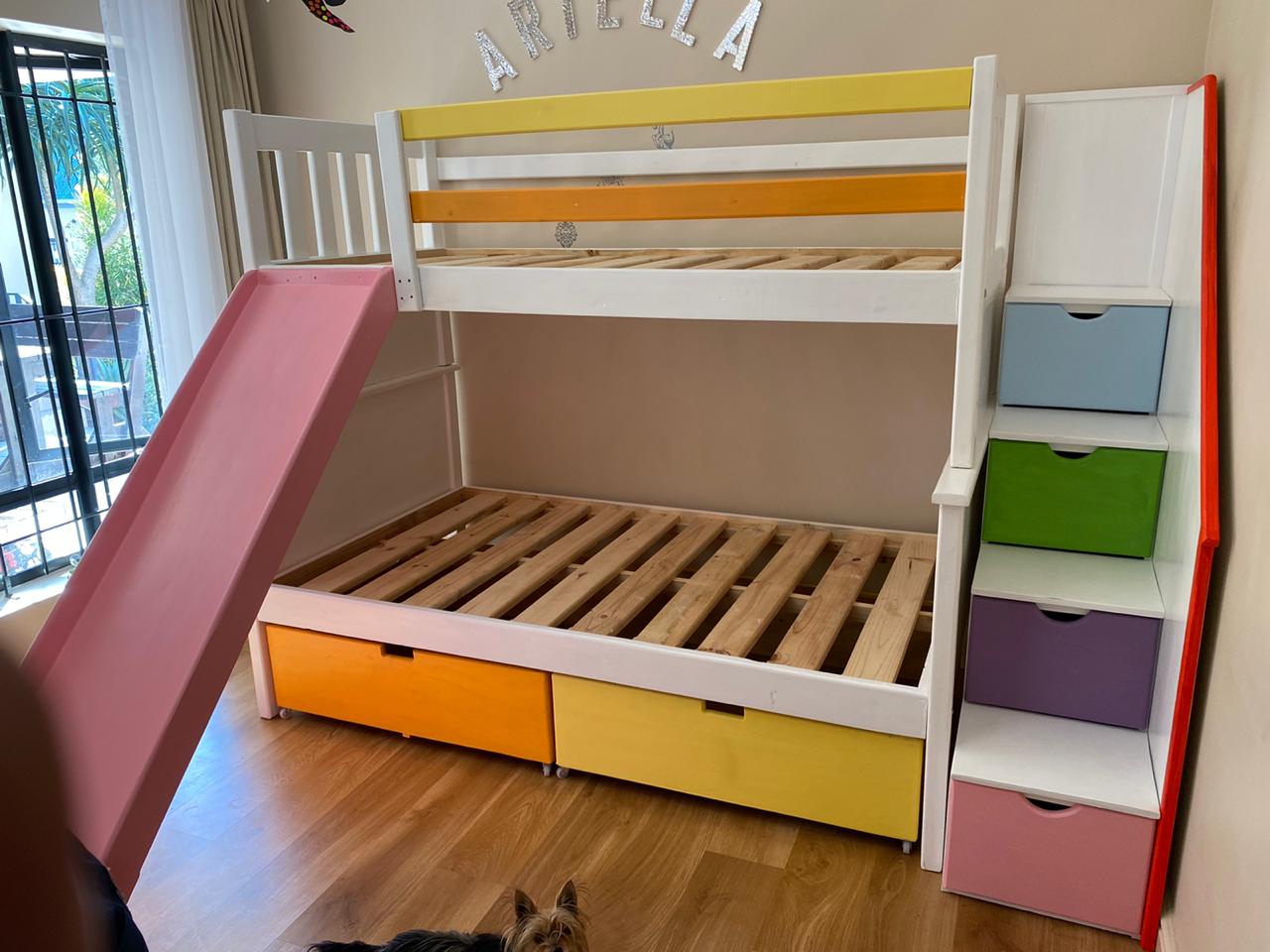 CUSTOM MADE TRI BUNK(3/4+SINGLE) WITH SLIDE · Bed and Pine Furniture