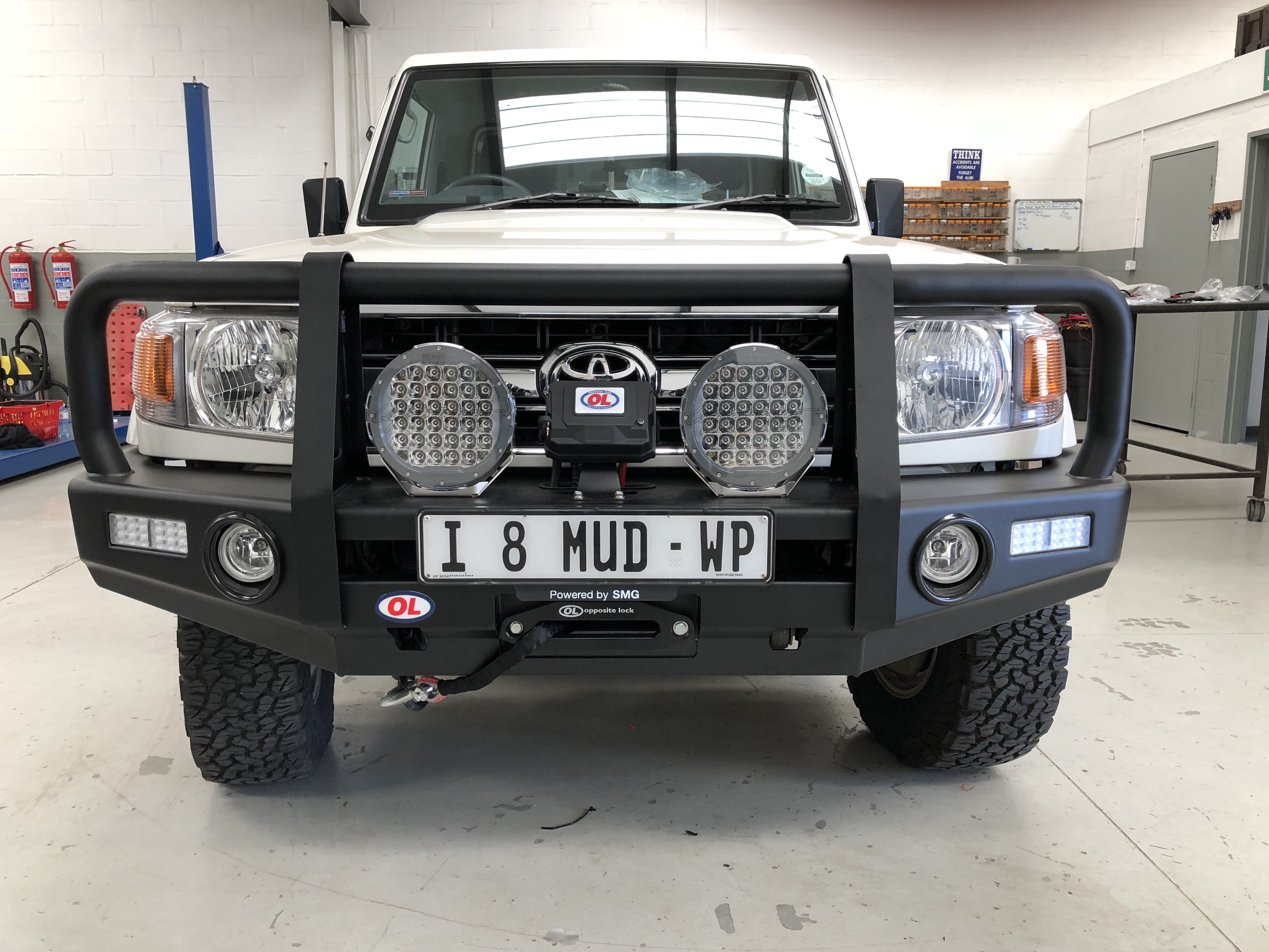 Opposite Lock Bumpers · Mild 2 Wild 4X4
