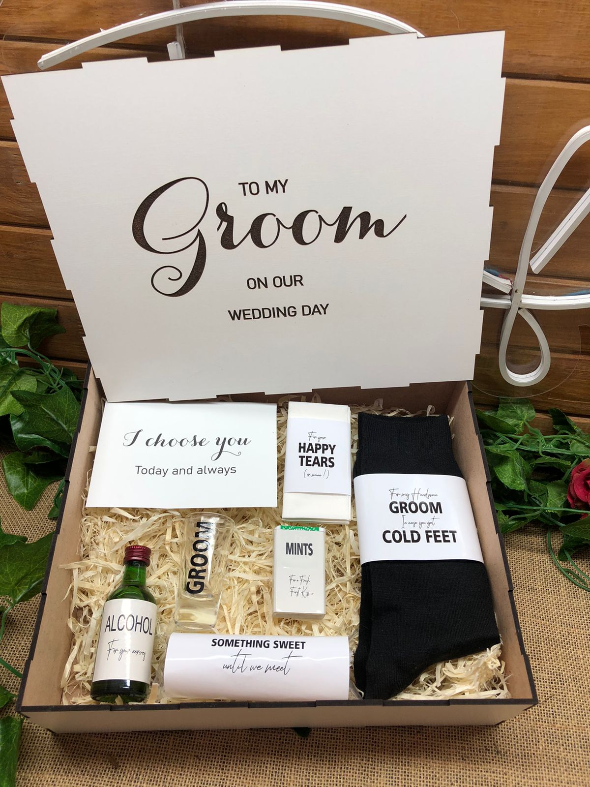 Groom Gift Box · Wedding-Perfect