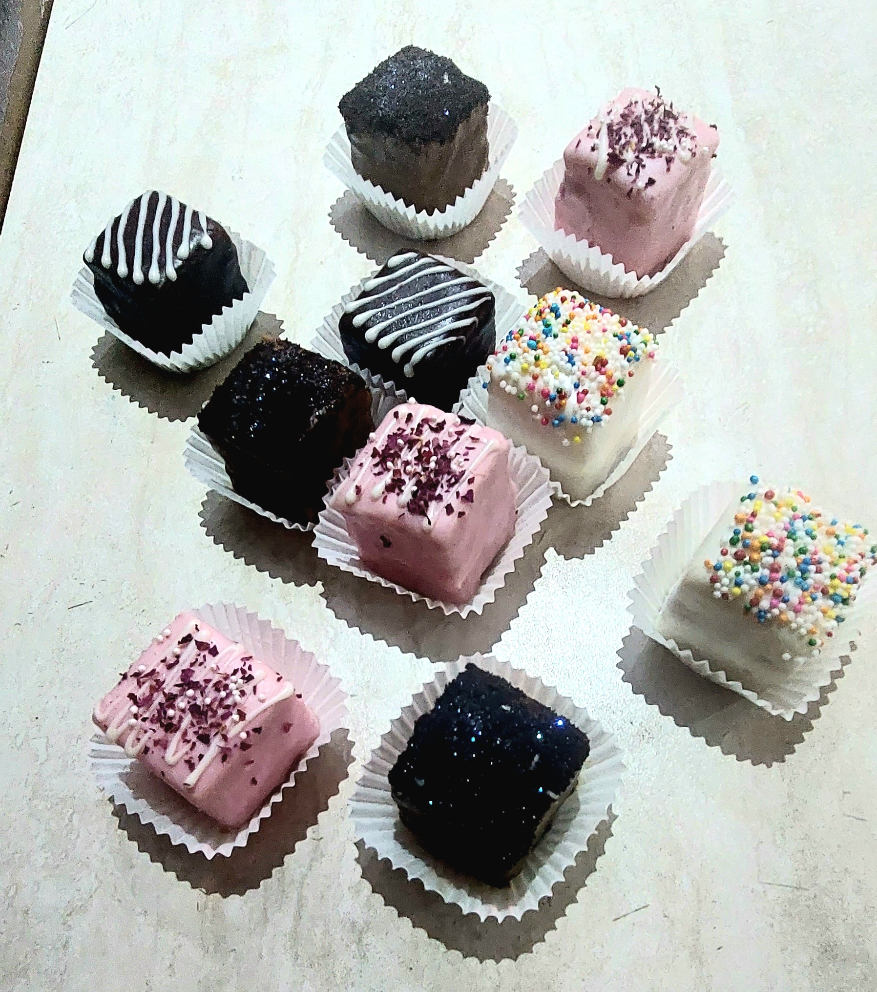 Petite fours · Mooiriver Bakery