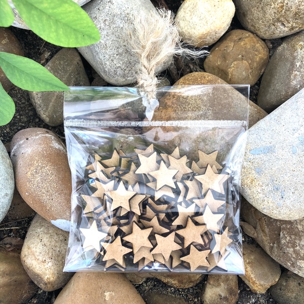 100 Lasercut stars 20mm · Cutout Creations