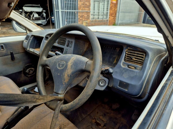 2004 Toyota Condor 2.0 (1RZ) 5SPD Manual - Stripping for spa · Quality ...